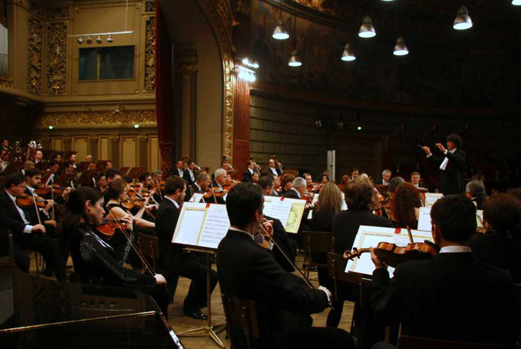 Italian Philharmonic Orchestra :: Attività